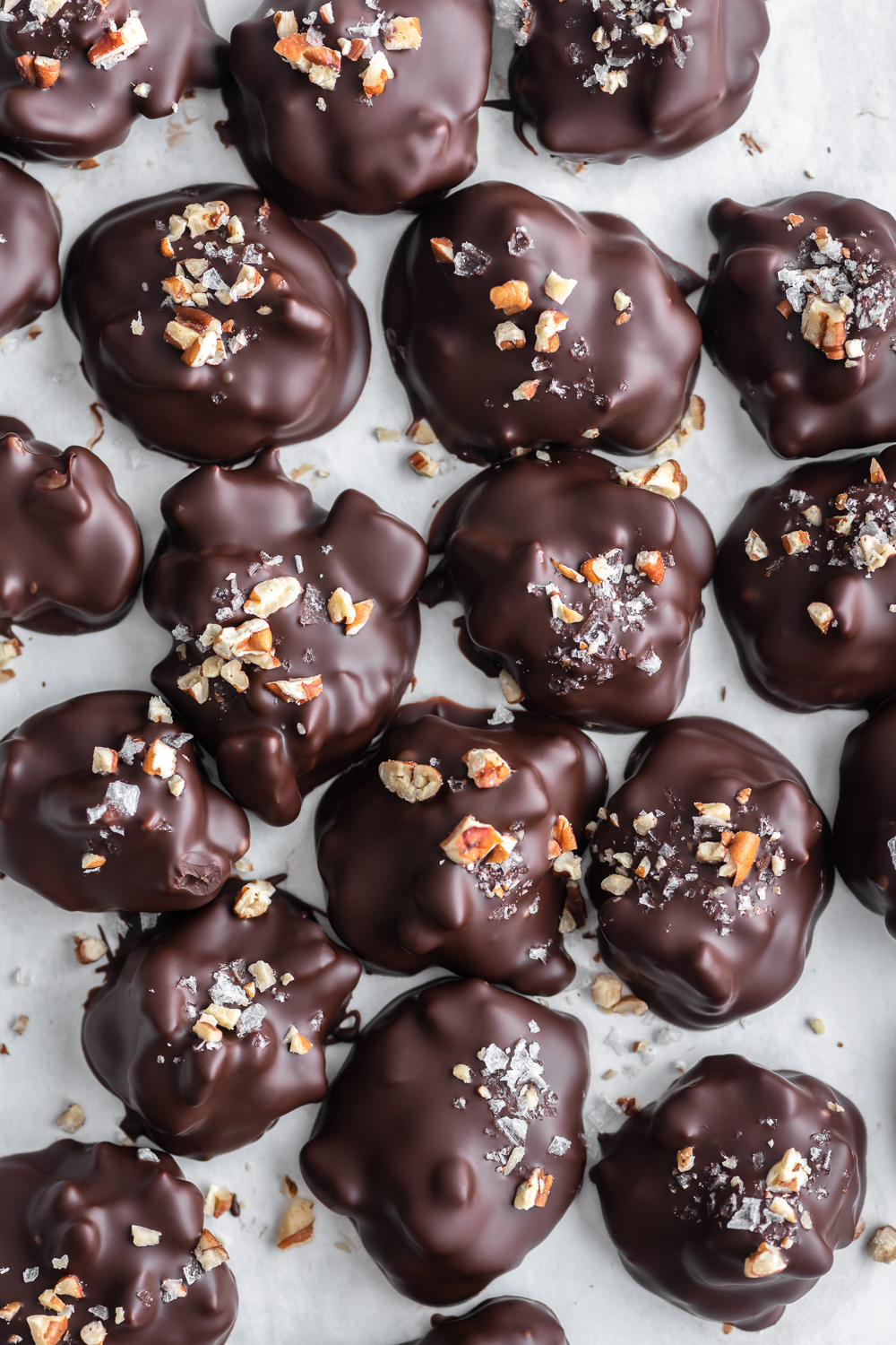 the BEST chocolate turtles recipe | With Spice